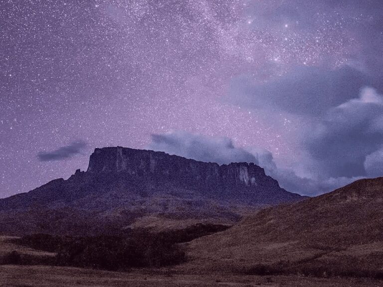 10 Facts You Need to Know about Mount Roraima - PlanetaEXO